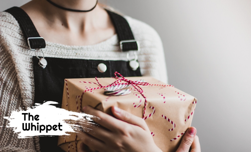 The perfect $0 gift for the host of a party/event